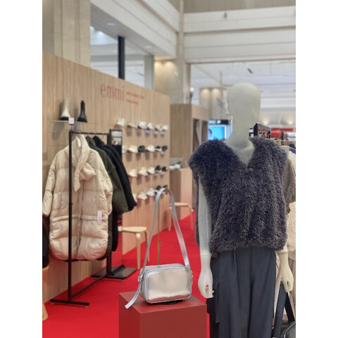 【emmi】POP UP STORE開催中！8月28日(水)→9月3日(火) | 婦人靴売場 | 大丸札幌店公式 SHOP BLOG