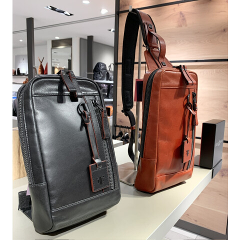 【FUJITAKA】のBagで大人カジュアルな休日を | イケティ | 大丸梅田店公式 SHOP BLOG